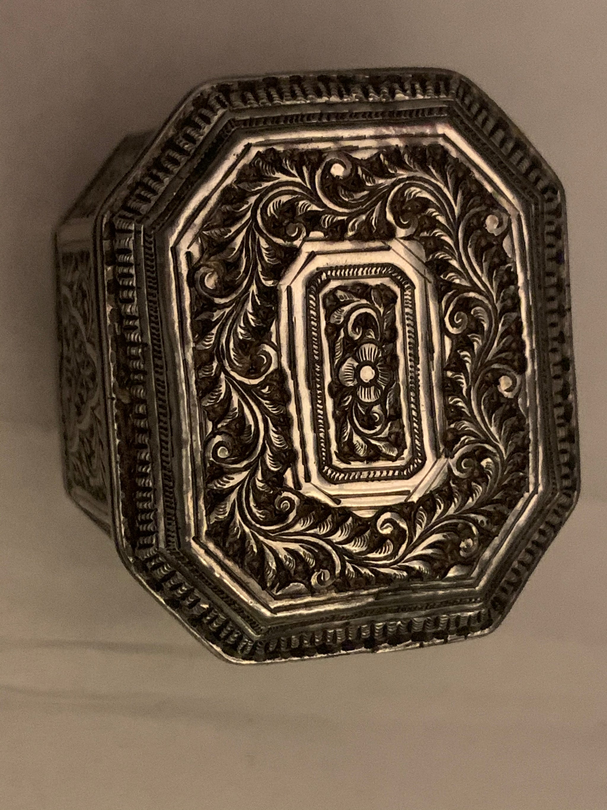 An octagonal silver box – Tibetan Keepsakes